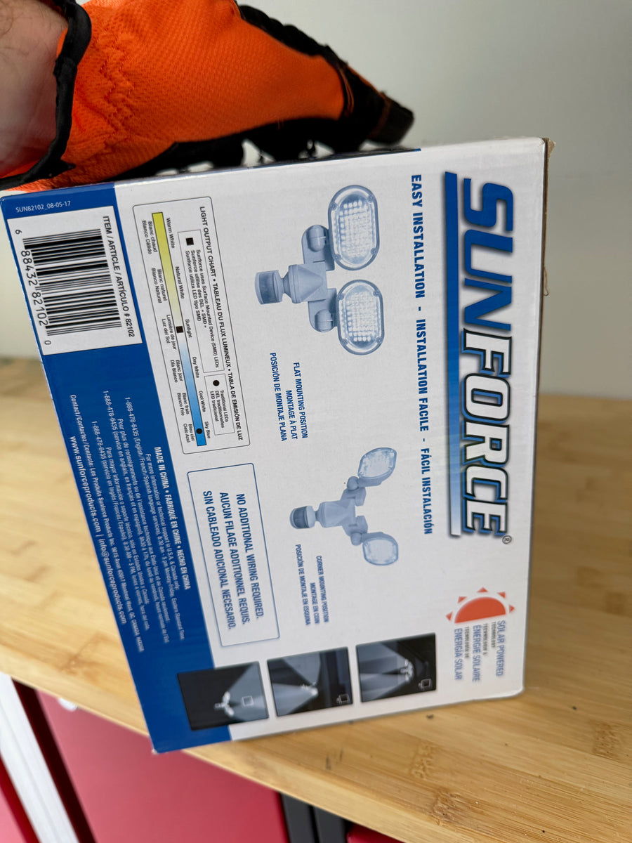 BRAND NEW Sunforce 82102 100 LED Solar Motion Light with Corner Mounti ...