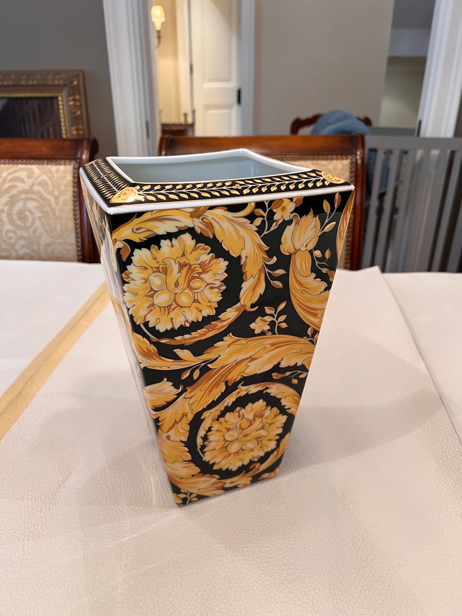 Rosenthal Versace Vanity Vase- 12.5"H – Sell My Stuff Canada - Canada's ...