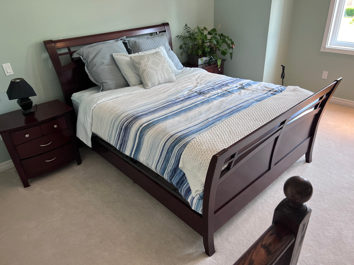 Hamilton & Spill Queen Bed Frame – Sell My Stuff Canada - Canada's ...
