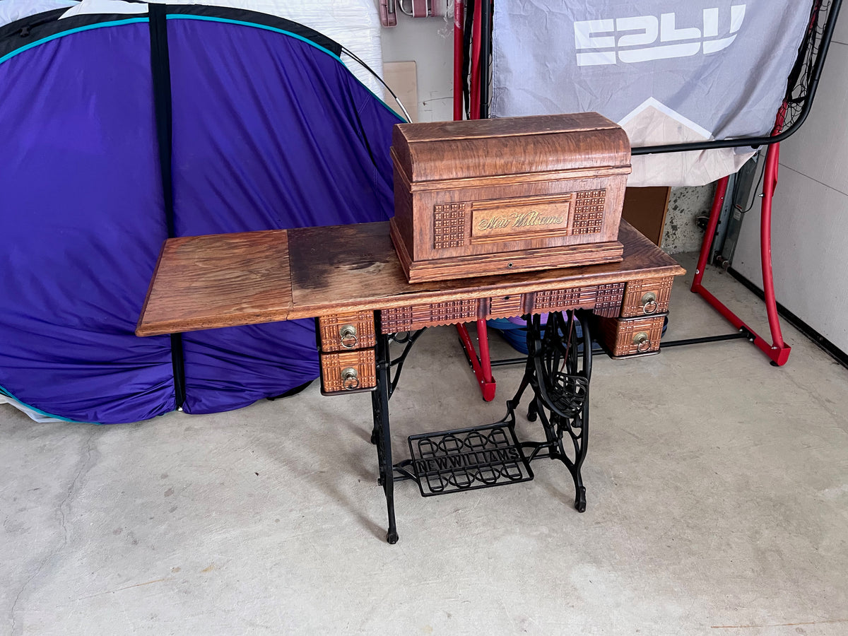 Antique New Williams Sewing Machine – Sell My Stuff Canada - Canada's ...