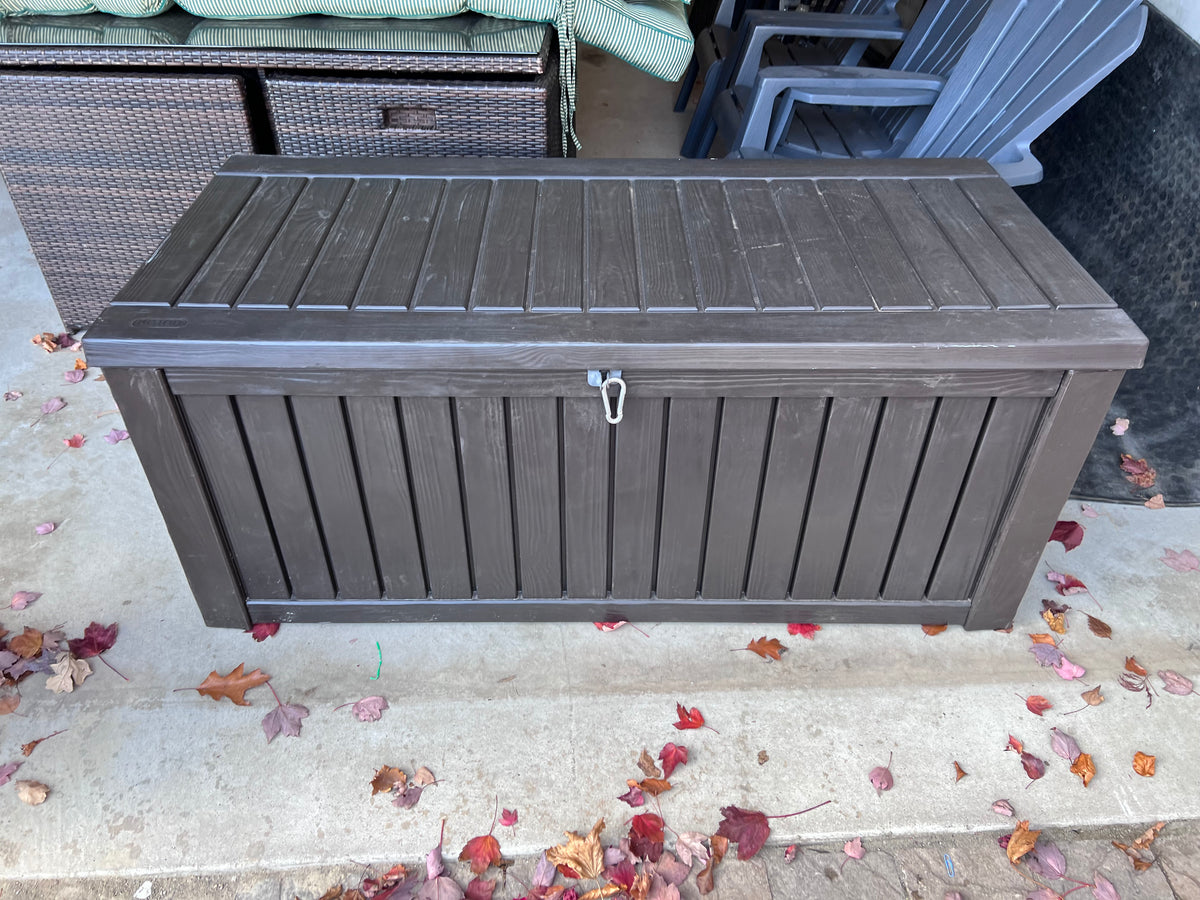Keter XL Outdoor Storage Box – Sell My Stuff Canada - Canada's Content ...
