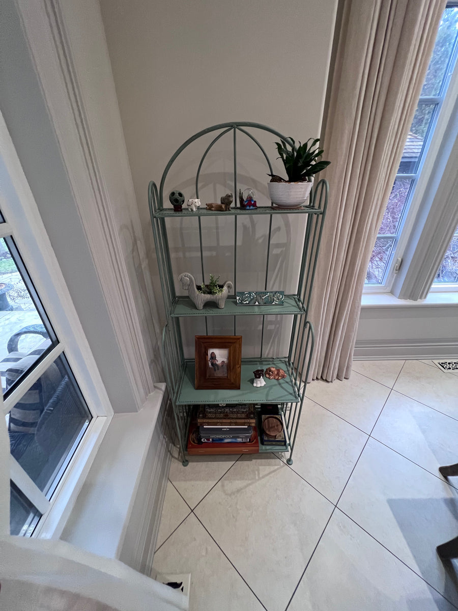 Small Metal Baker's Rack – Sell My Stuff Canada - Canada's Content and ...