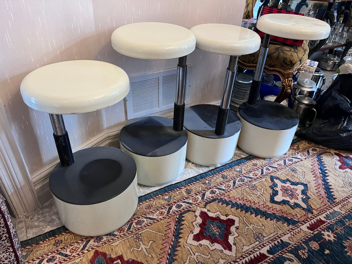 4 X GOLF STOOL BY ROBERTO LUCCI & PAOLO ORLANDINI FOR VELCA LEGNANO, 1 ...