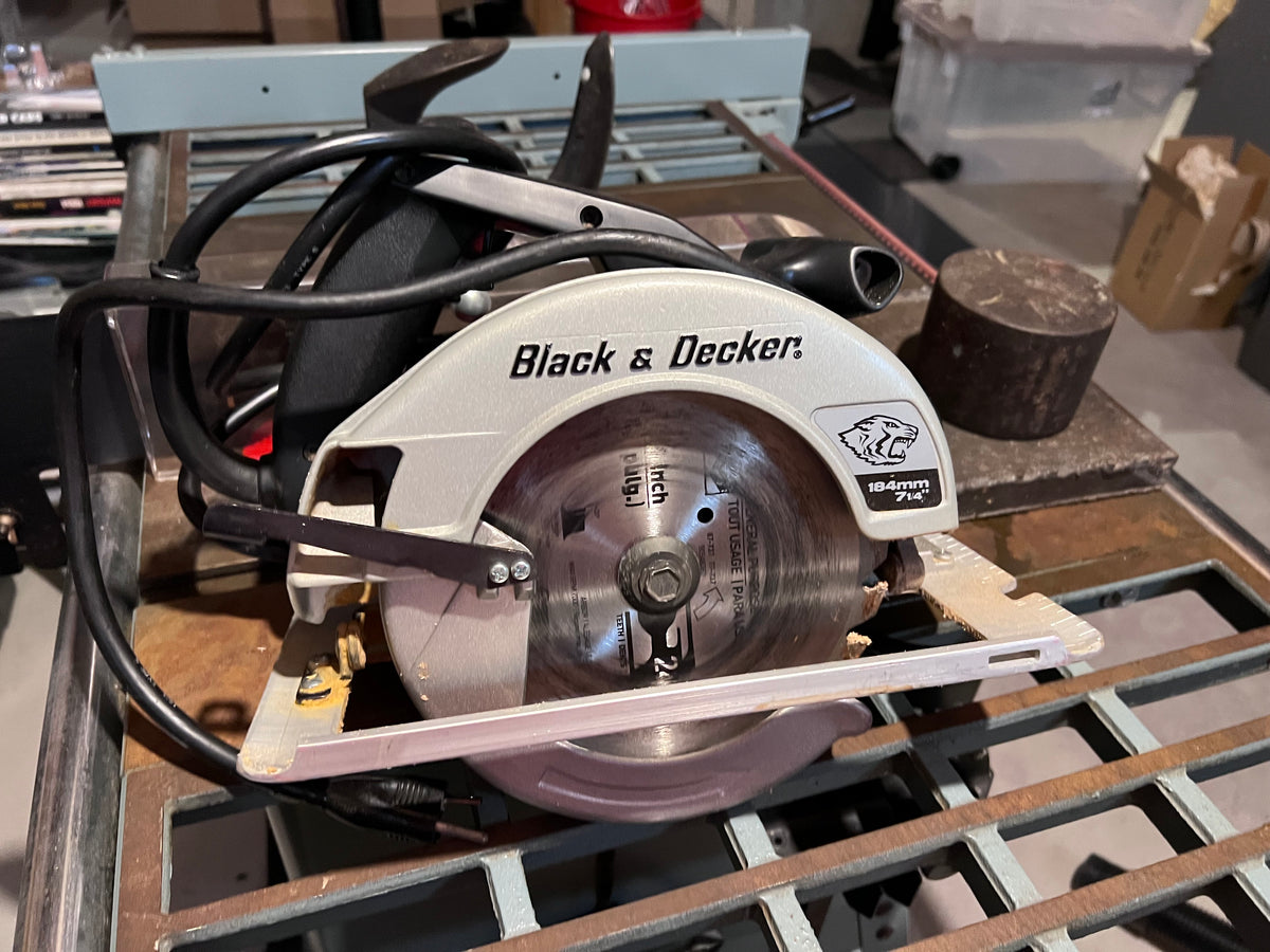 BLACK & DECKER PROFESSIONAL SAWCAT 3030 13 AMP 7 1/4" CIRCULAR SAW ...