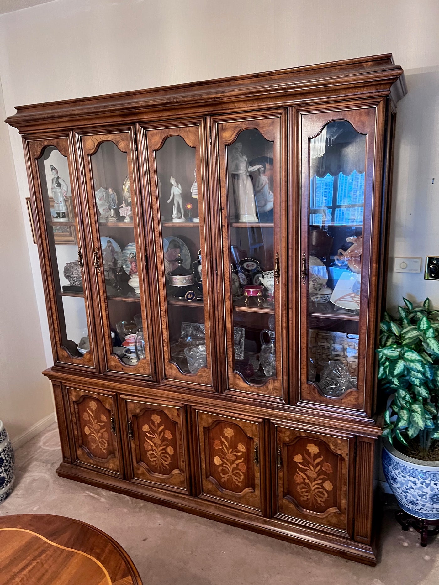 Vintage Sklar Peppler Hutch China Cabinet Sell My Stuff Canada Canada s Content and Estate Sale Specialists