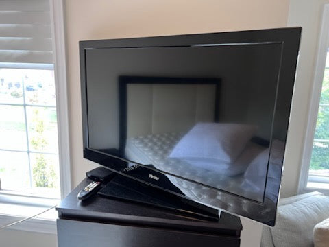 Haier 39" LCD TV – Sell My Stuff Canada - Canada's Content and Estate ...