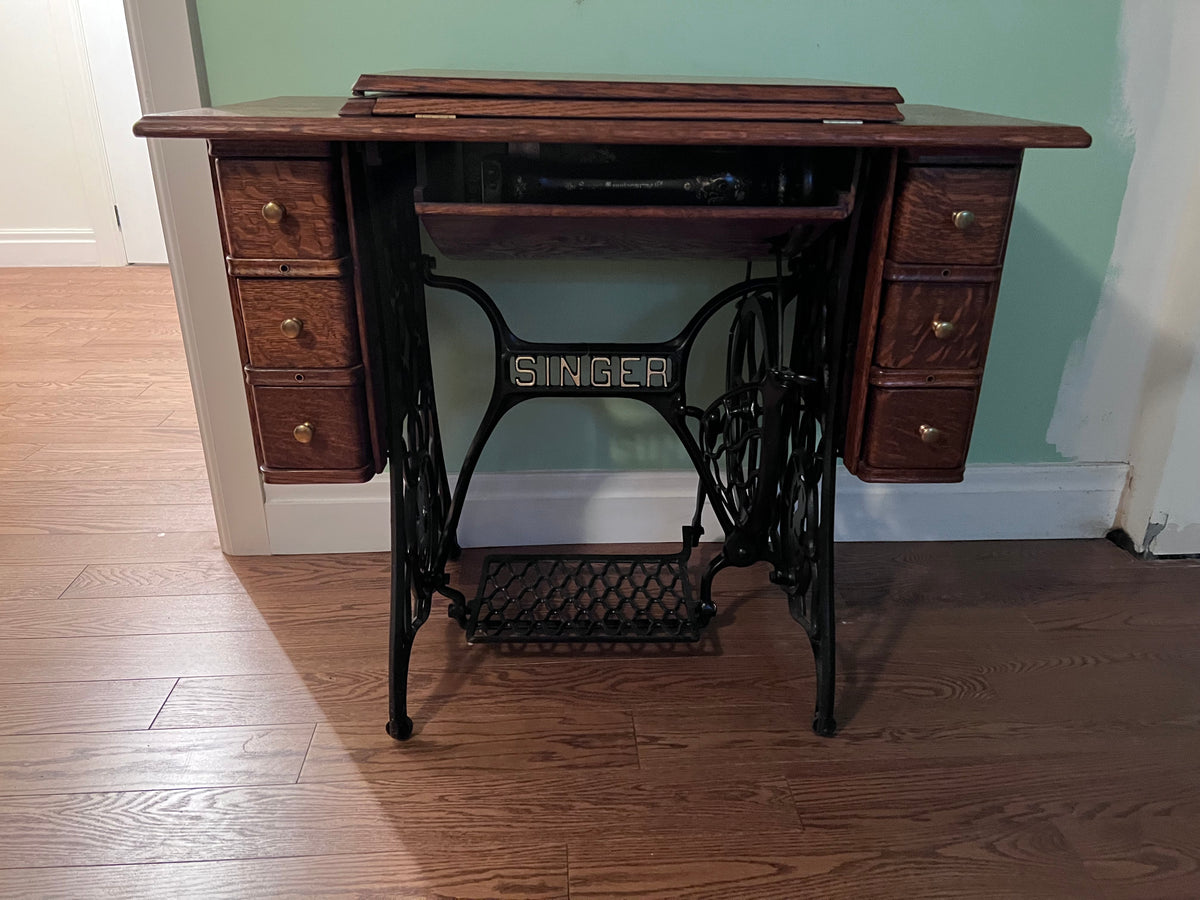 Antique Singer Sewing Machine Table, H320083 – Sell My Stuff Canada ...