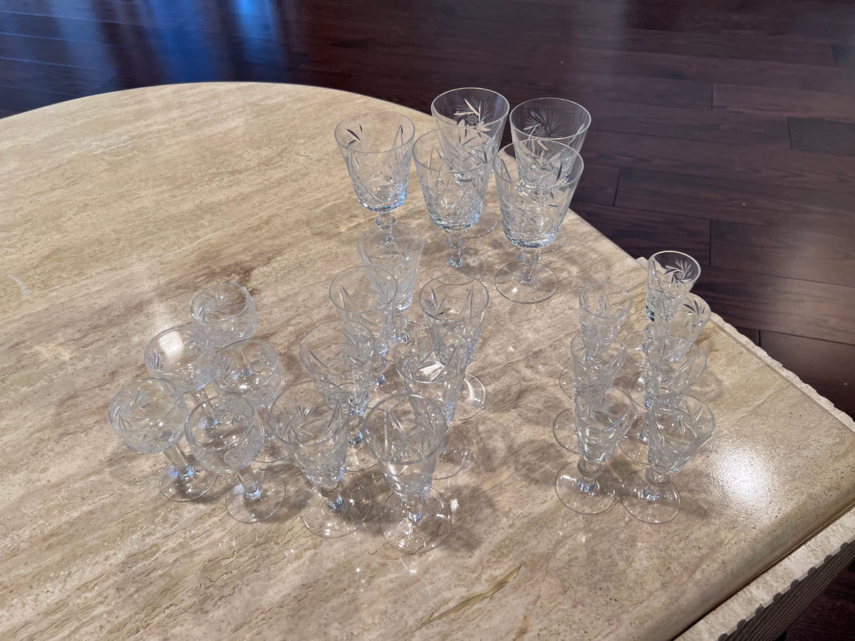Pinwheel Crystal Stemware Lot # 3 (*24 pieces) – Sell My Stuff Canada ...
